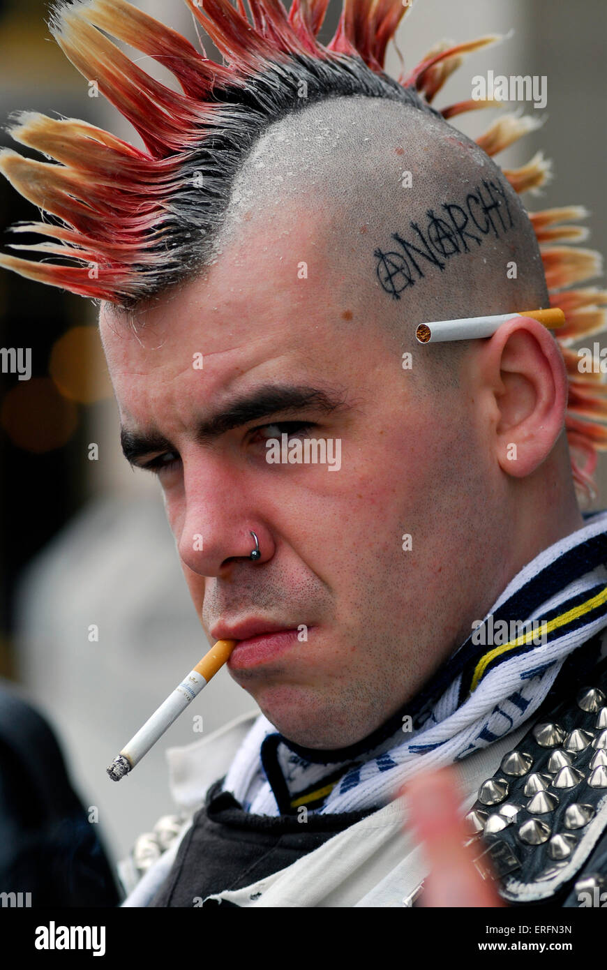 Punks of london hi-res stock photography and images - Alamy