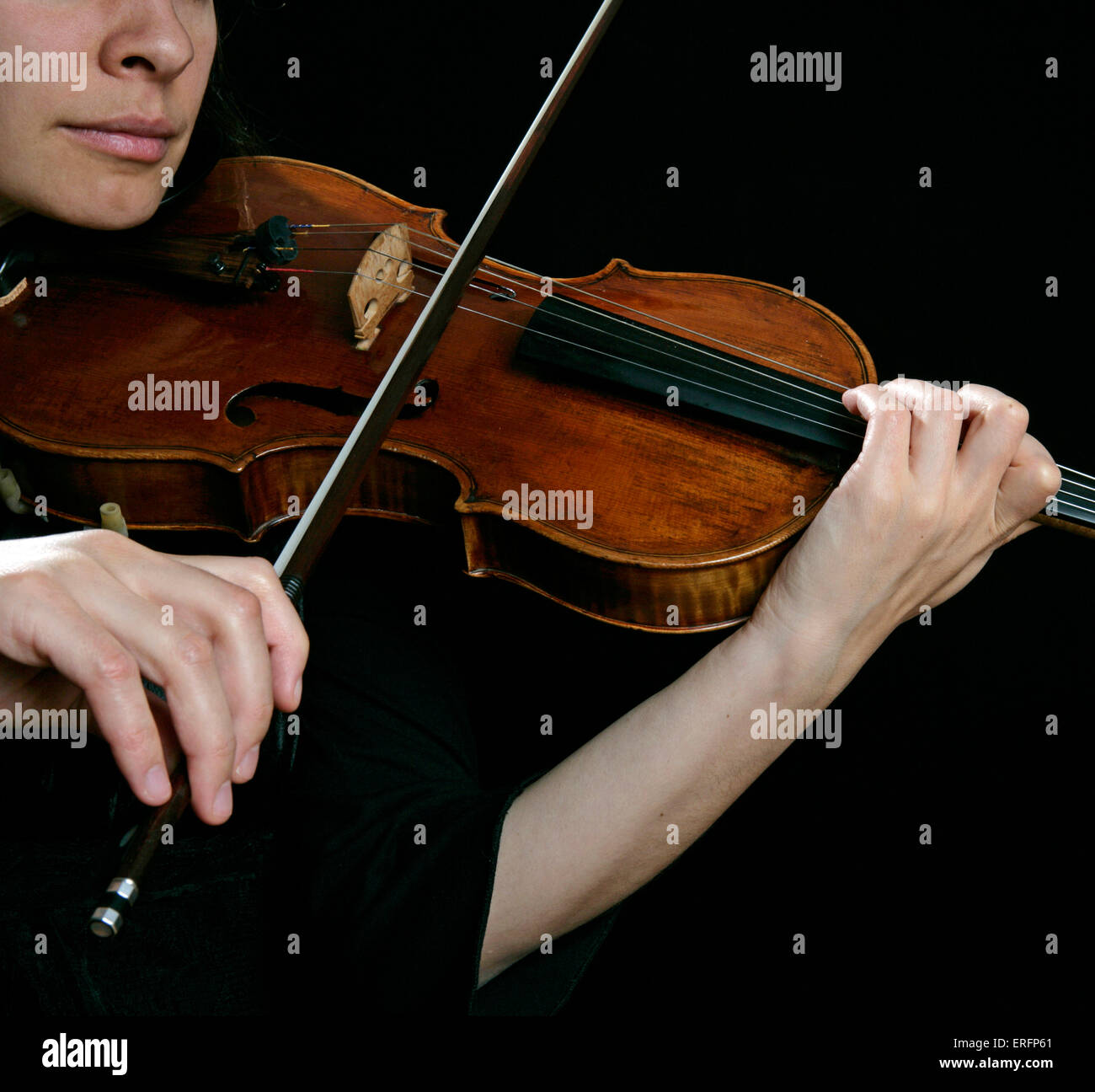 Viola - generic, instrument in playing position Stock Photo - Alamy