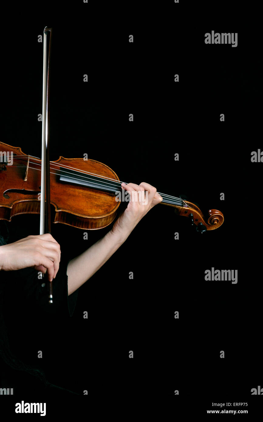 Viola - generic, instrument in playing position Stock Photo - Alamy