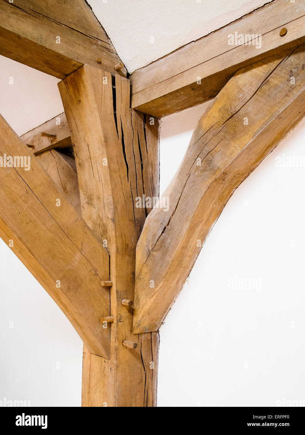 Traditional timber building construction Stock Photo - Alamy