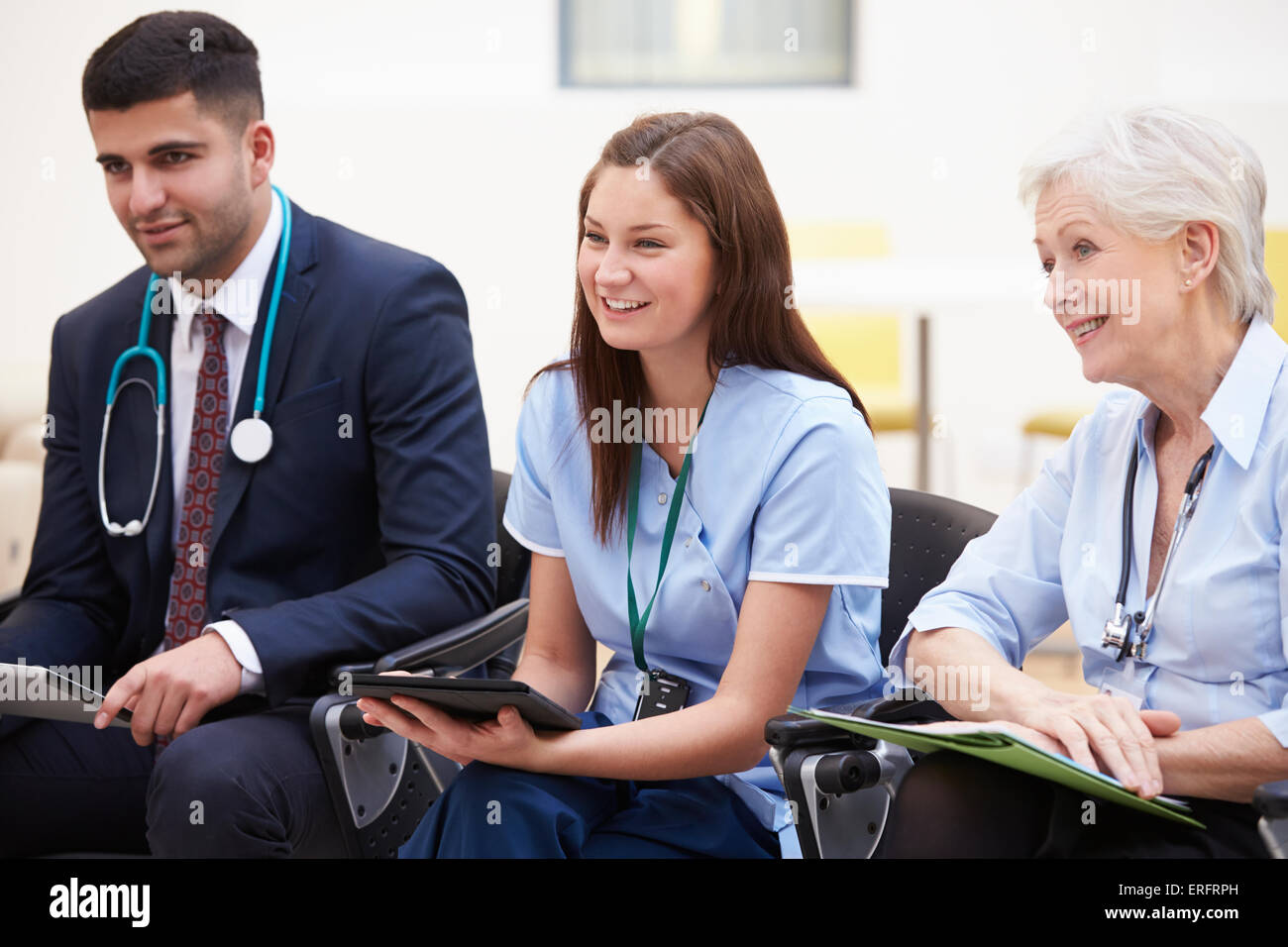Male members medical staff hi-res stock photography and images - Alamy