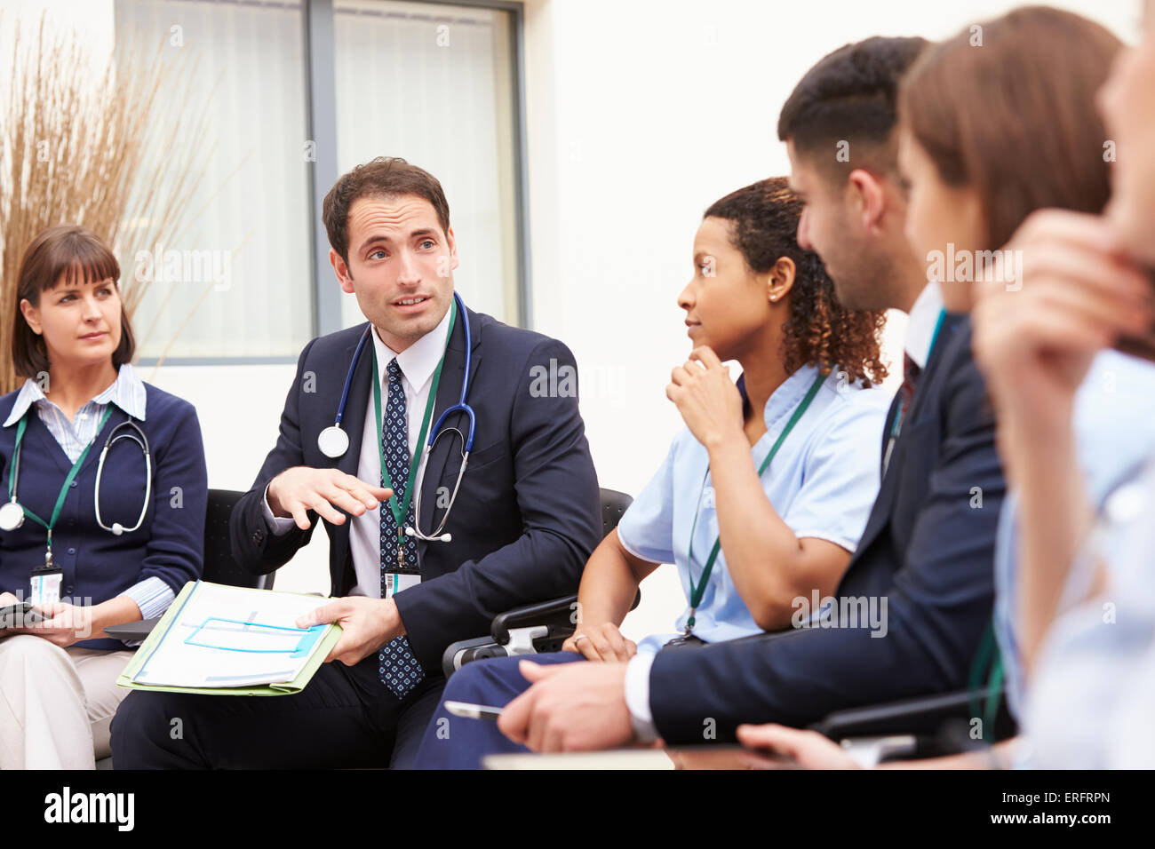 Meeting members of the team hi-res stock photography and images - Alamy