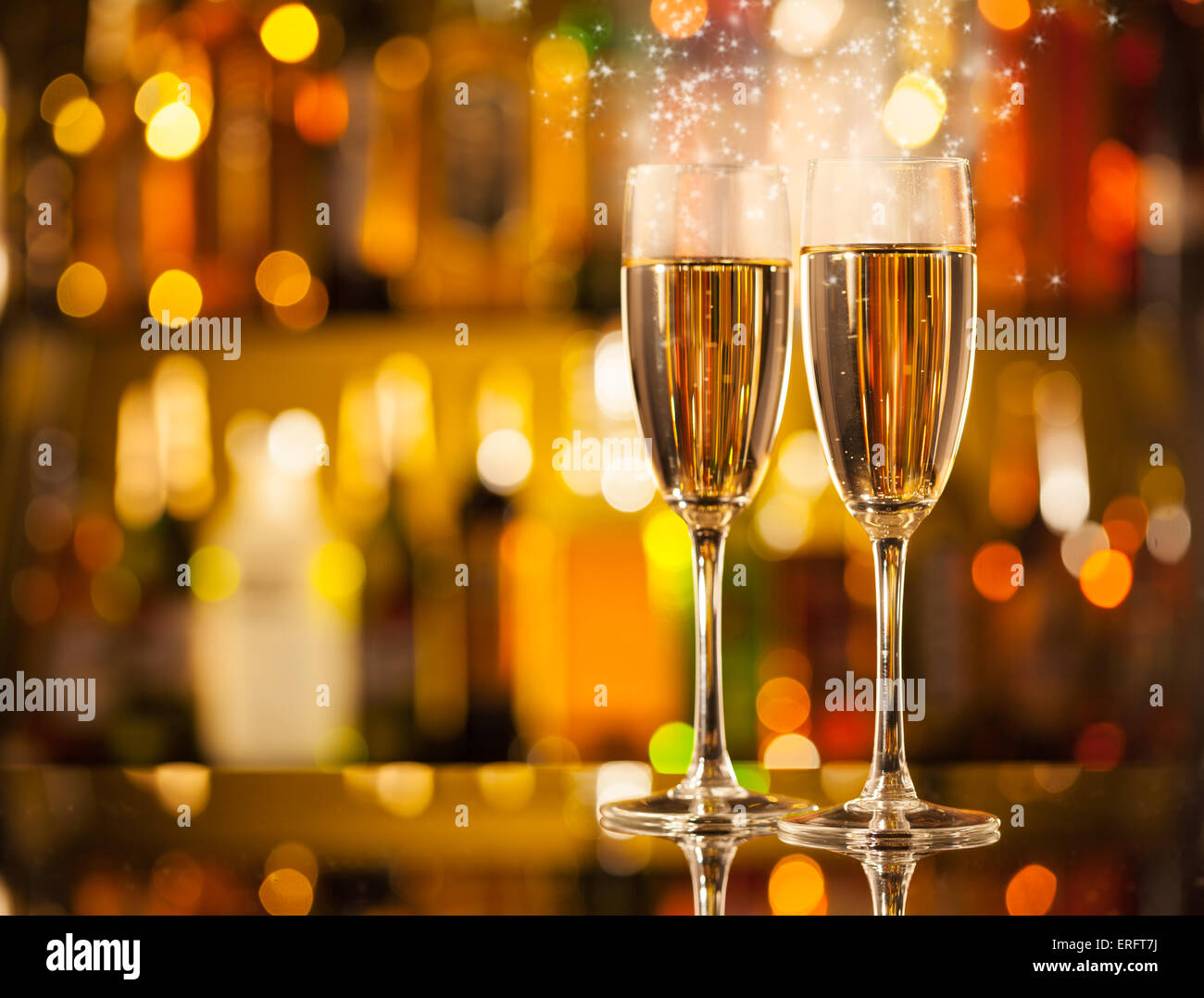 Champagne celebration hi-res stock photography and images - Alamy
