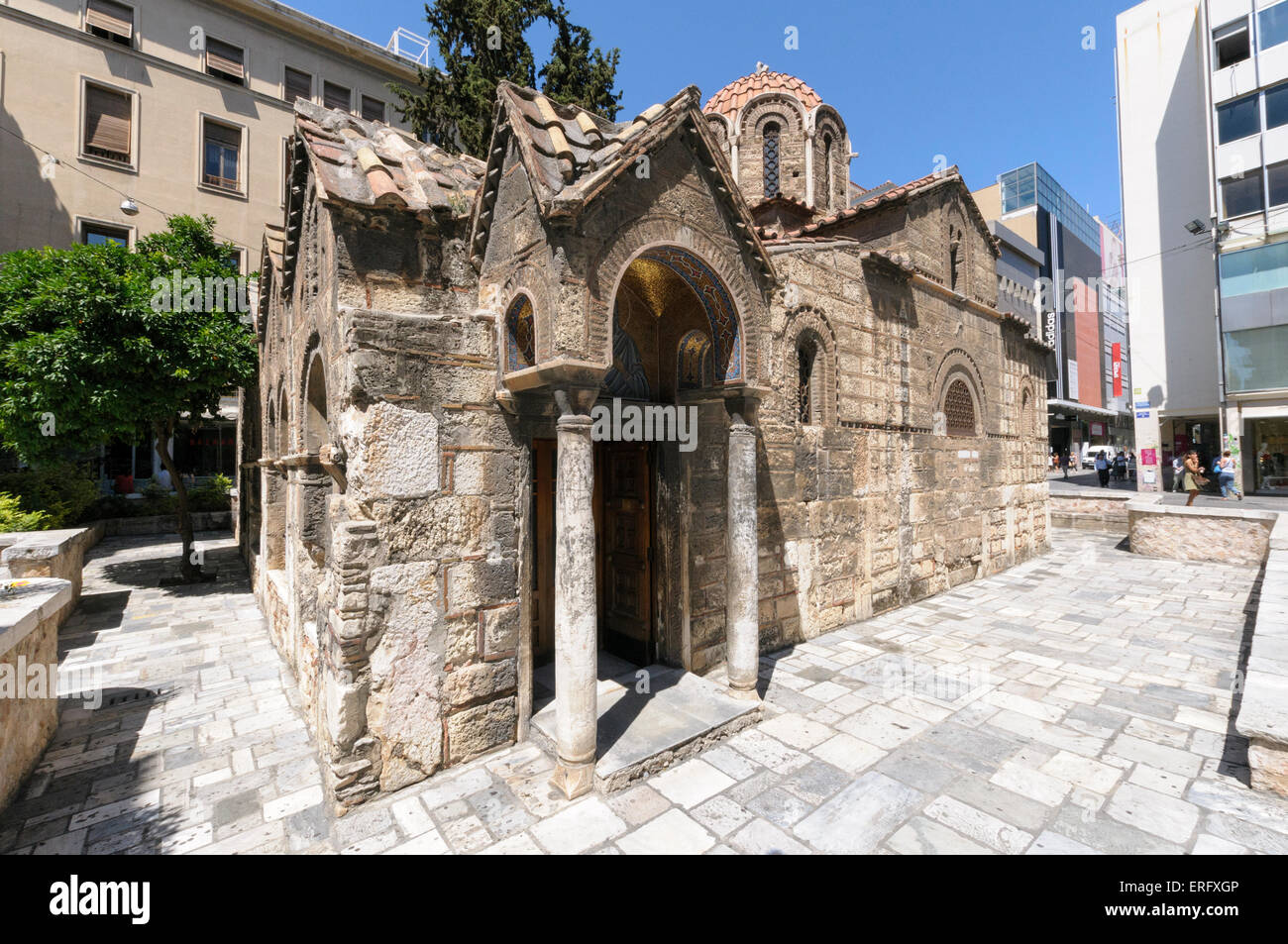 Athens church hi-res stock photography and images - Alamy