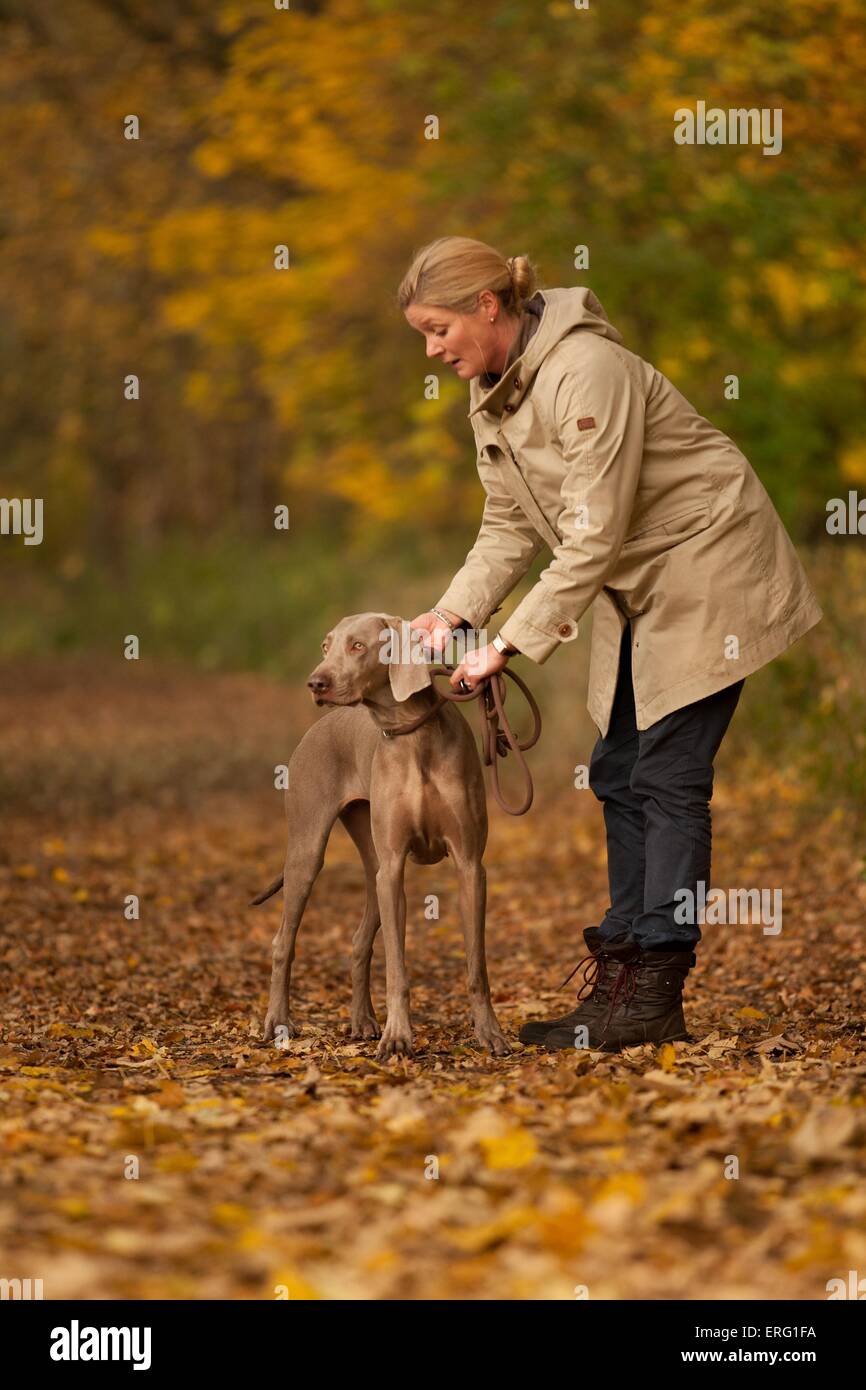 Tree stand woman hunter hi-res stock photography and images - Alamy