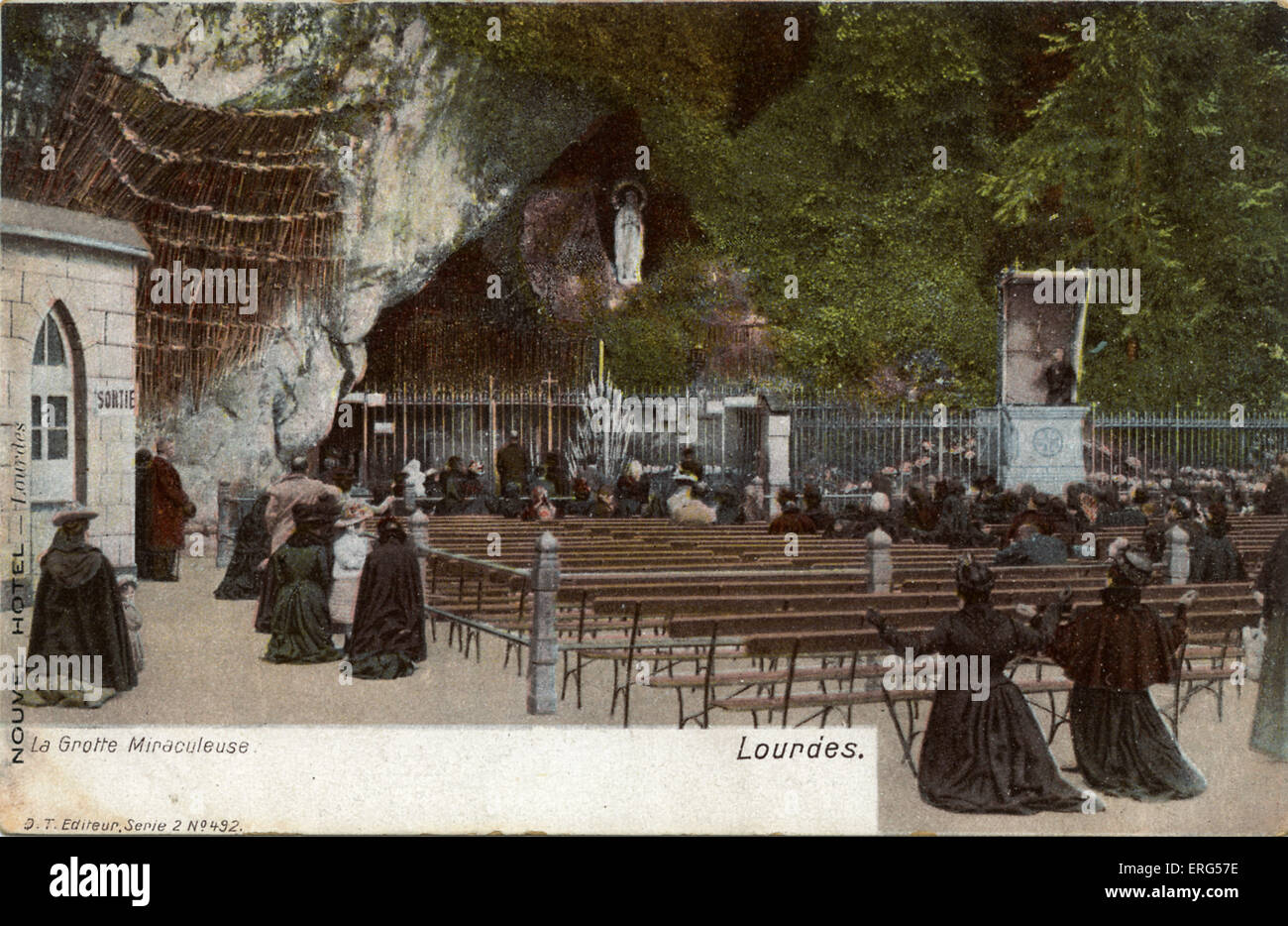 Lourdes grotte hi-res stock photography and images - Alamy