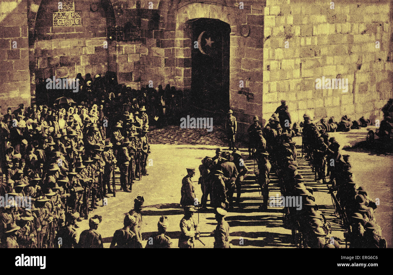 General Allenby 's entrance into Jerusalem through Jaffa Gate ...