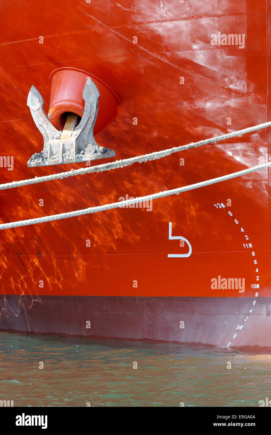 front view of a big ship Stock Photo - Alamy