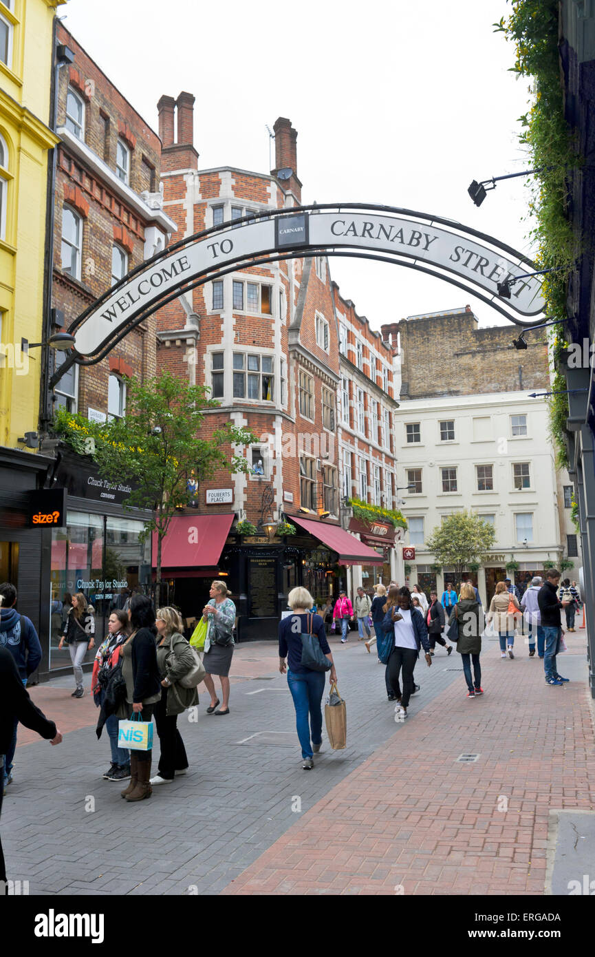 Shoppers on the famous Carnaby Street, London, England Stock Photo - Alamy