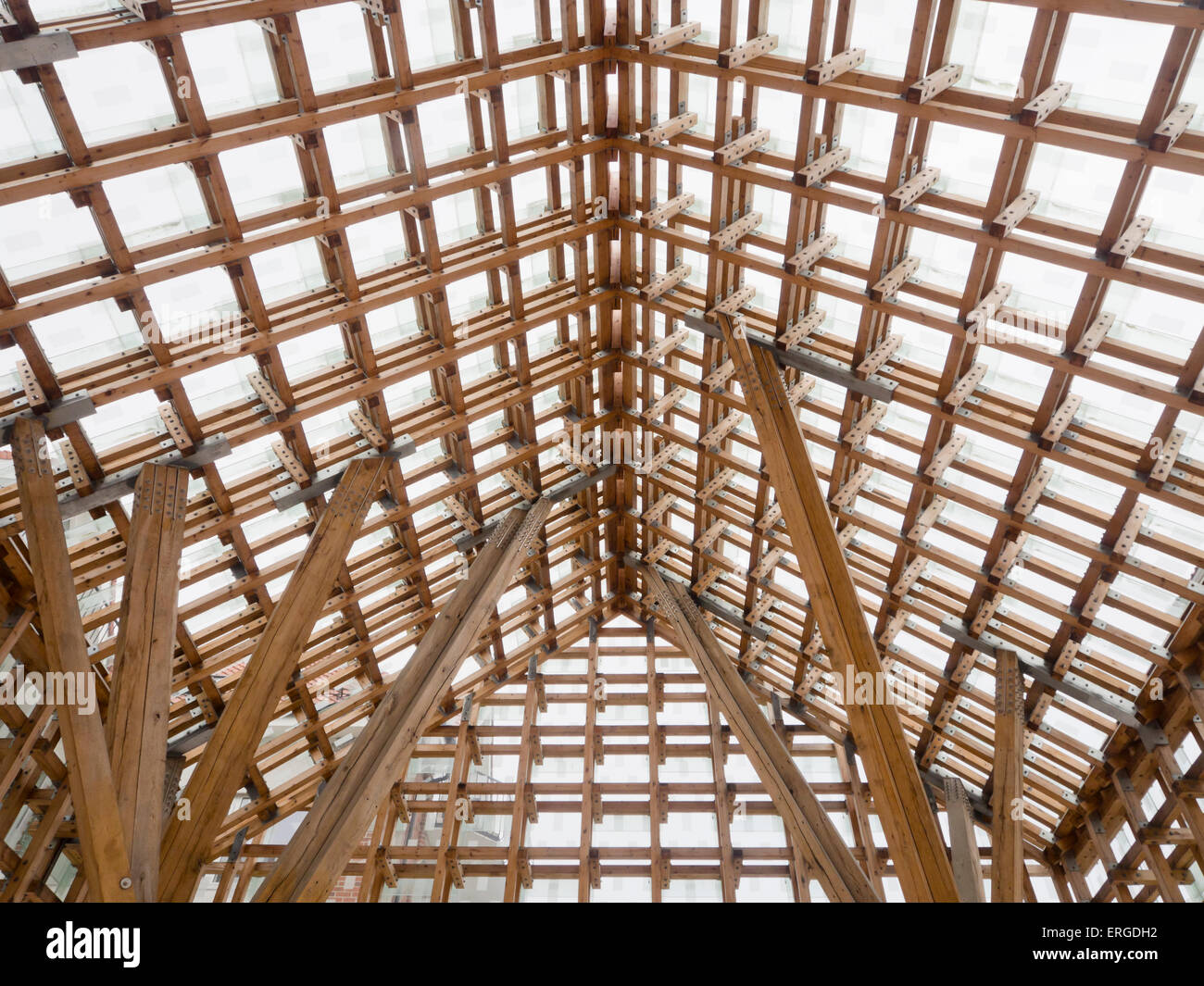 Modern architectural structure hi-res stock photography and images - Alamy