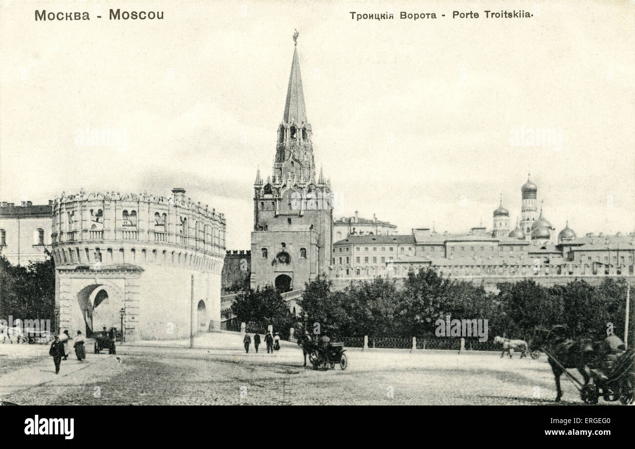 Troitskaia Bashnia (Trinity Gate), Moscow, c. 1900. Russia Stock Photo ...