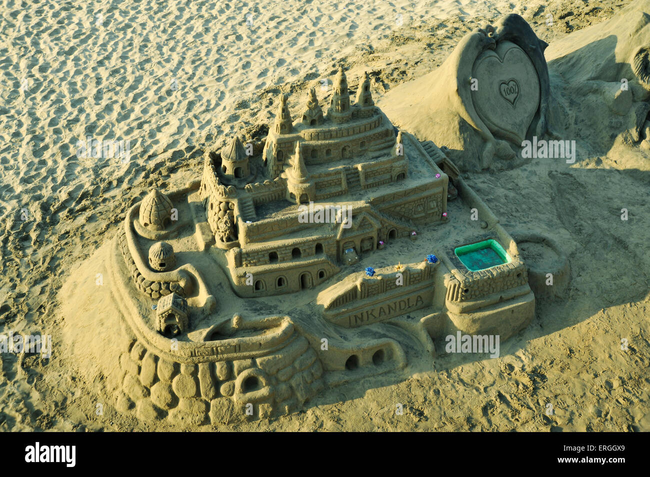 Jacob Zuma Mermaids Jacob Zuma campaigning at Afrika Burn - YouTube