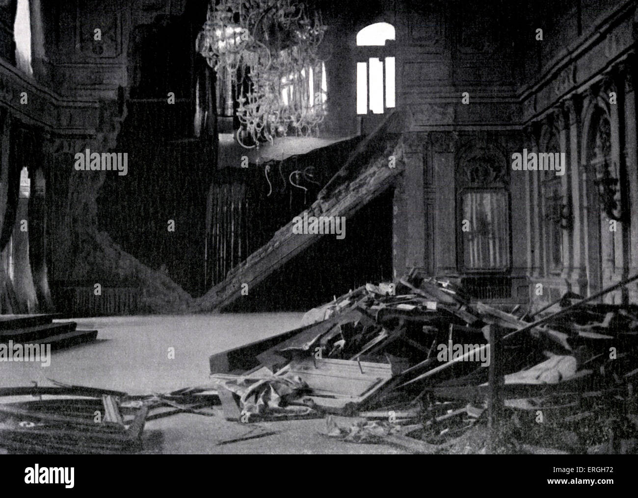 World War 1: Destruction of a throne room in Belgrade, Serbia by Austro ...
