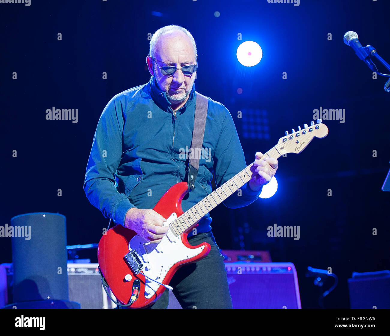 Apr 21, 2015 - Raleigh, North Carolina; USA - Guitarist PETE TOWNSHEND ...
