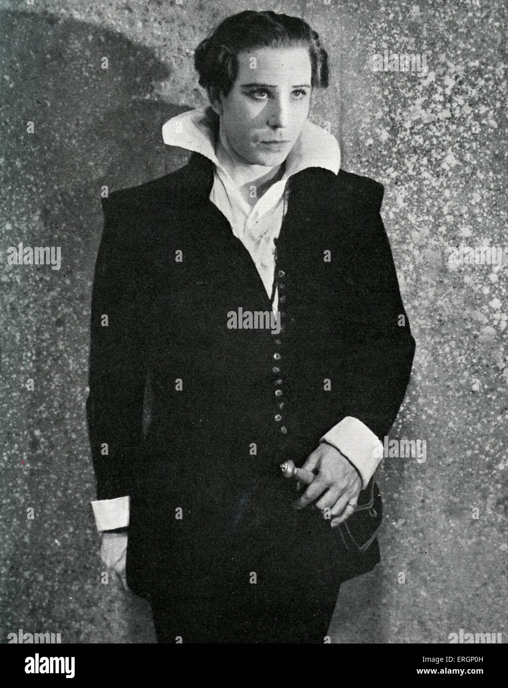 Hamlet play hi-res stock photography and images - Alamy