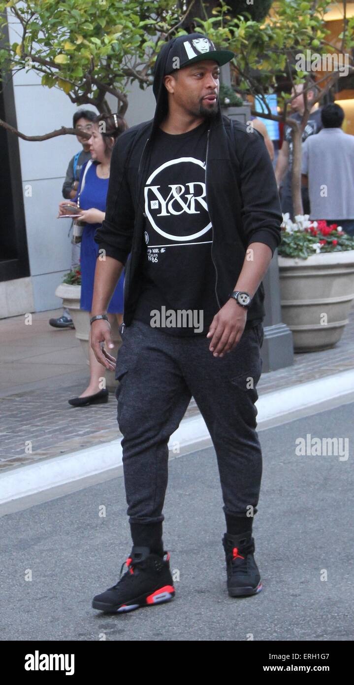 Comedian DeRay Davis walking at The Grove in Hollywood Featuring: DeRay ...