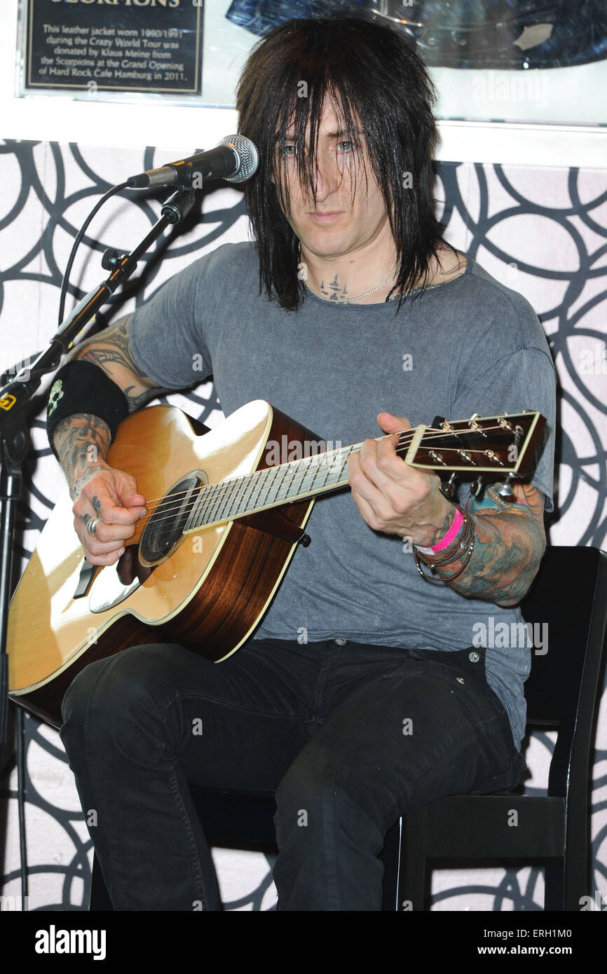 Richard Fortus of The Dead Daisies during a gig on June 1, 2015 at the ...