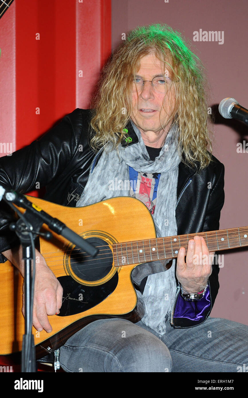 David lowy hi-res stock photography and images - Alamy