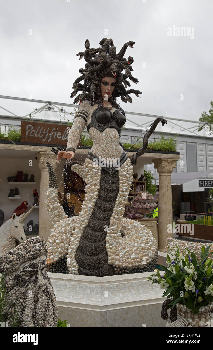 Medusa fountain hi-res stock photography and images - Alamy