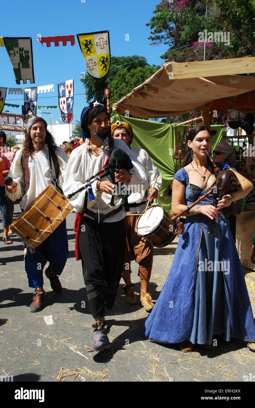 Troubadours medieval hi-res stock photography and images - Alamy