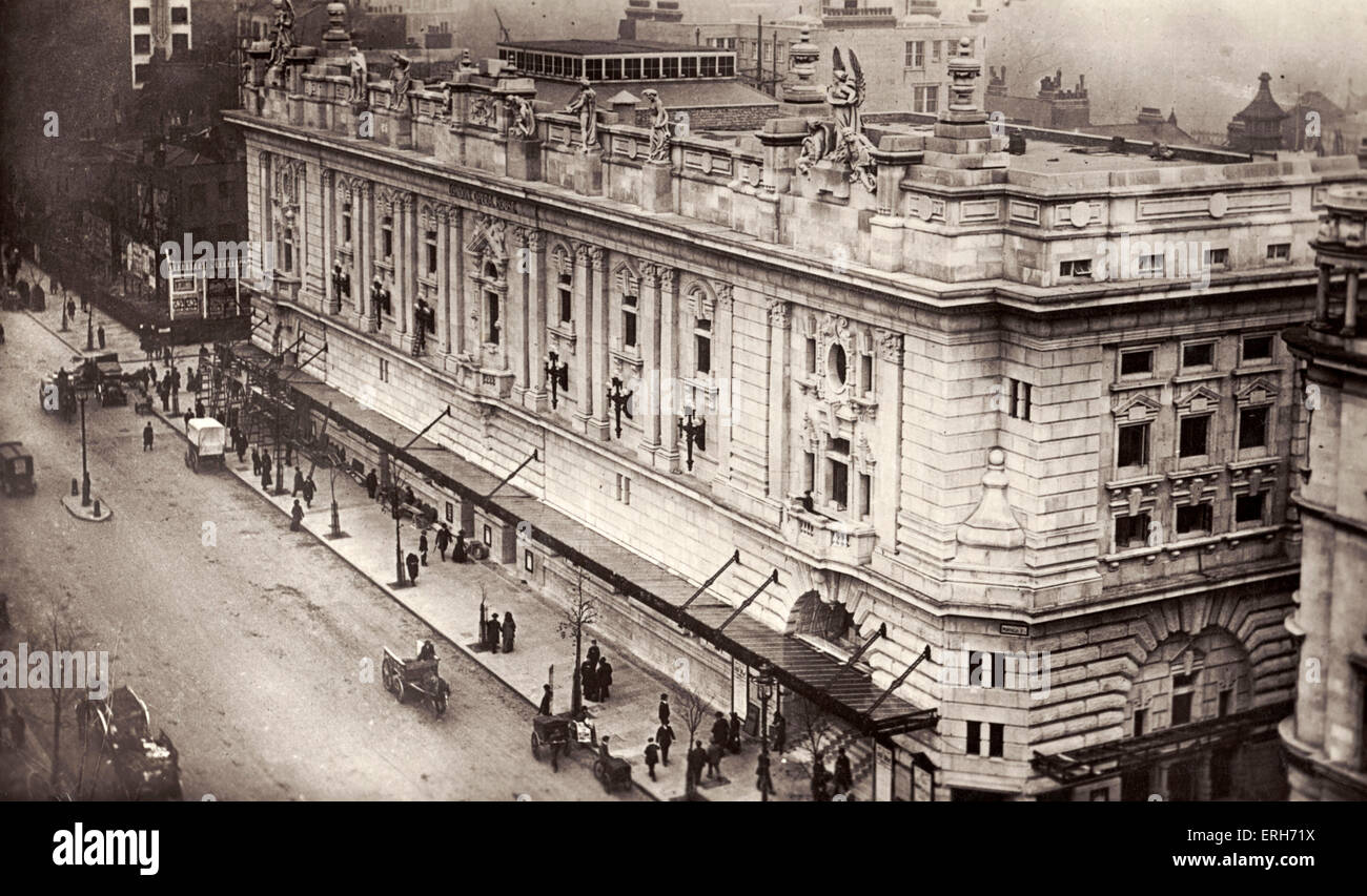 The kingsway hi-res stock photography and images - Alamy