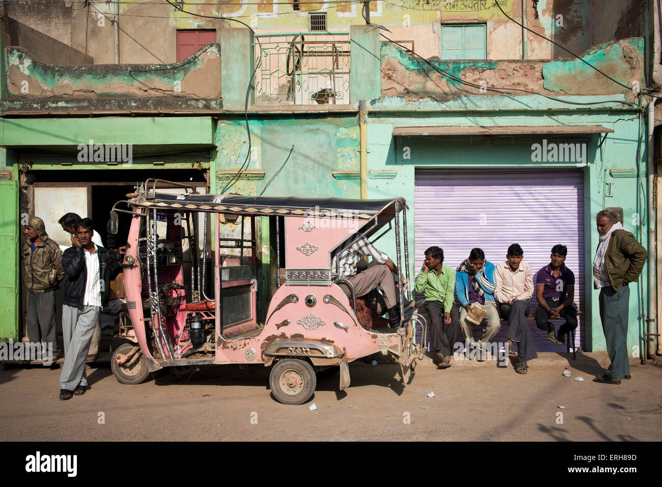 India, Rajasthan, Nawalgarh, rickshaw Stock Photo - Alamy