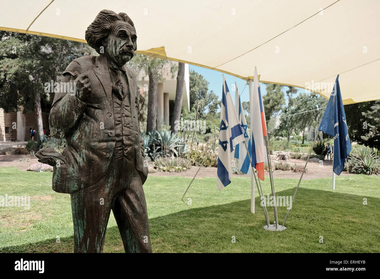 Jerusalem, Israel. 3rd June, 2015. The Hebrew University ceremoniously ...
