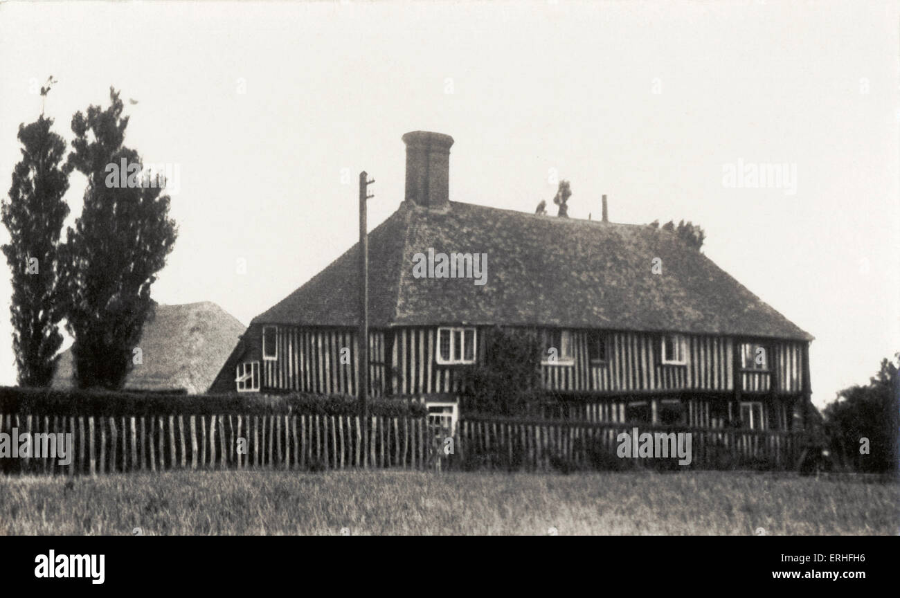 Ellen Terry's late 15th century farmhouse, 'Smallhythe Place', now a ...
