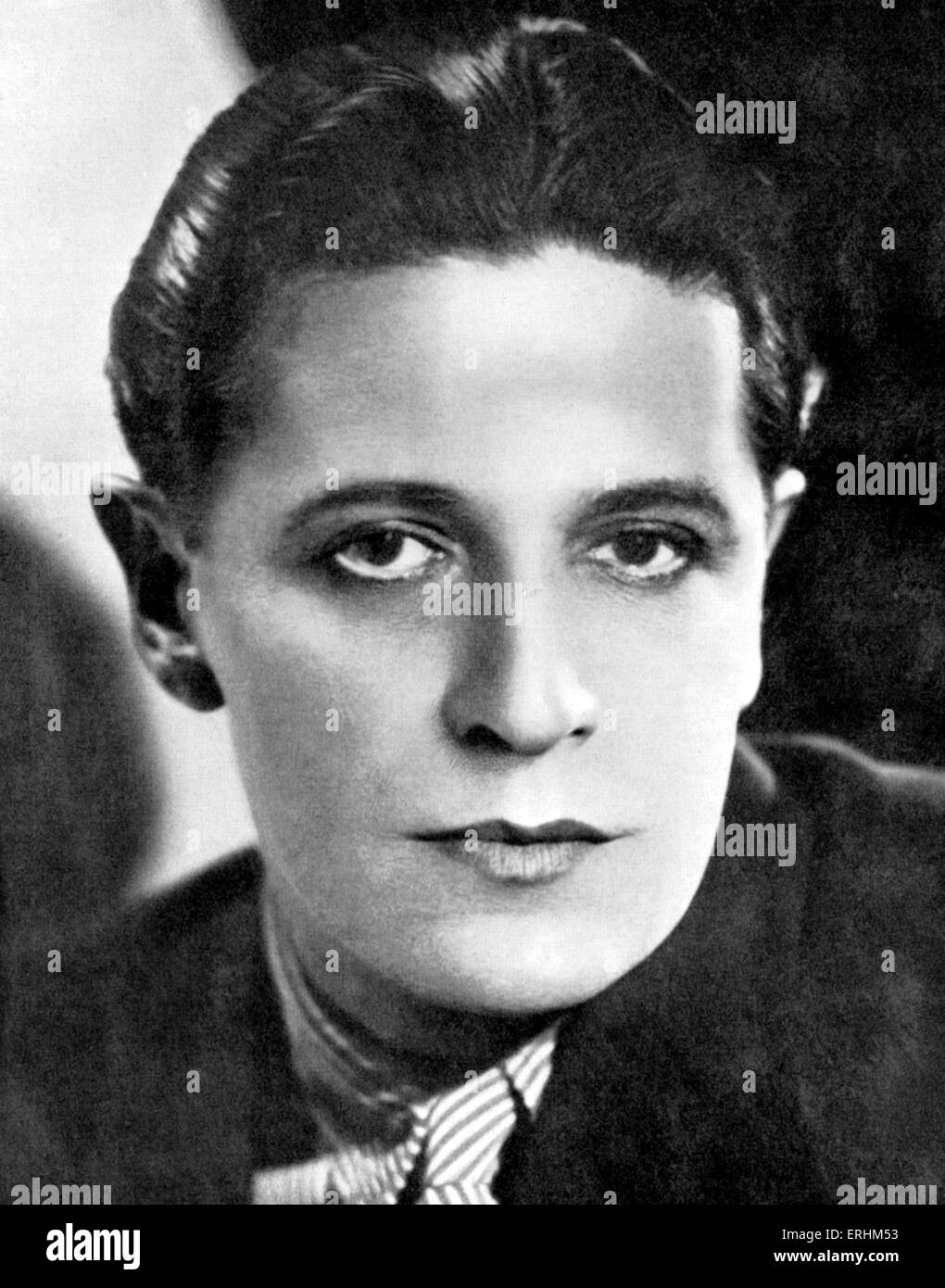 Ivor novello portrait hi-res stock photography and images - Alamy