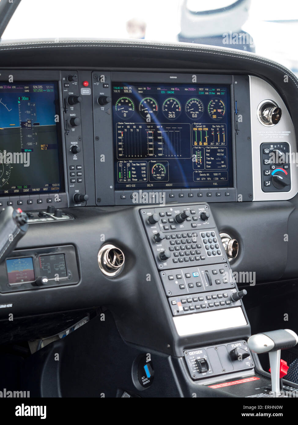 Glass cockpit hi-res stock photography and images - Alamy