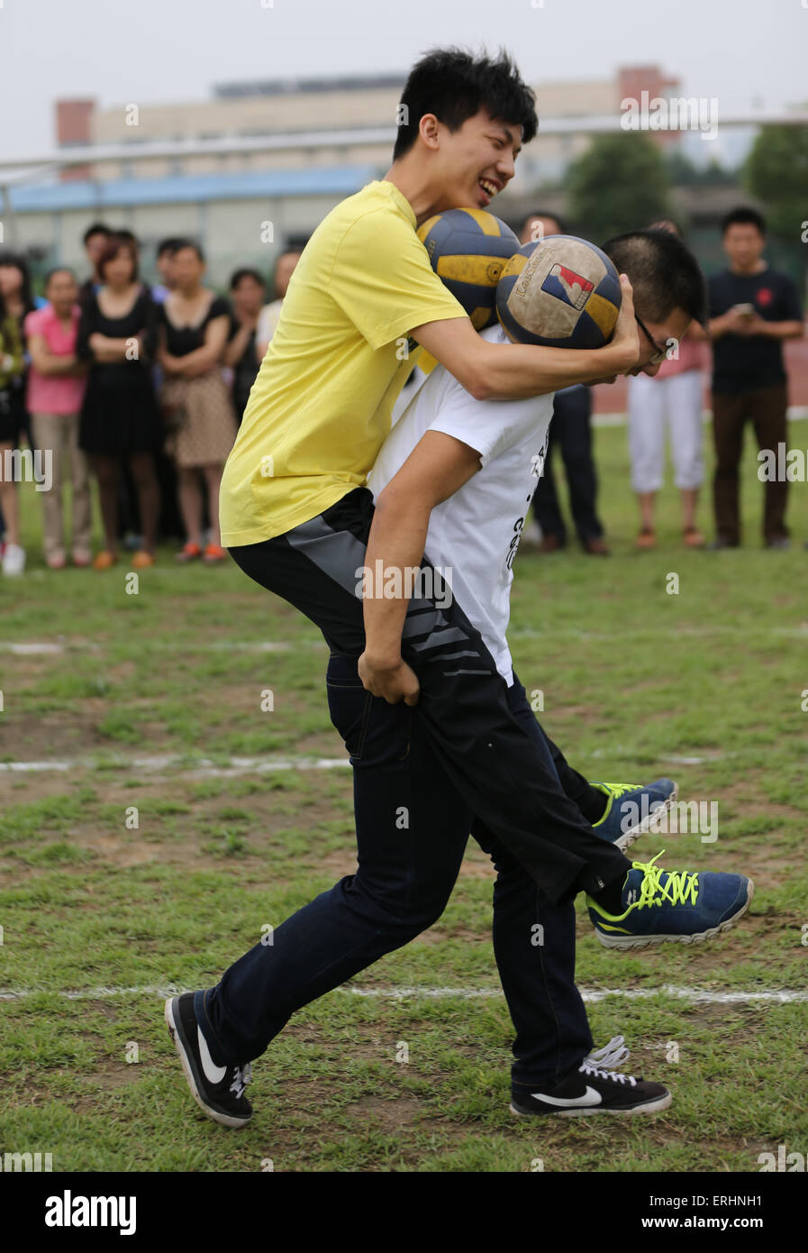 Xiangyang, China's Hubei Province. 3rd June, 2015. Students compete in ...