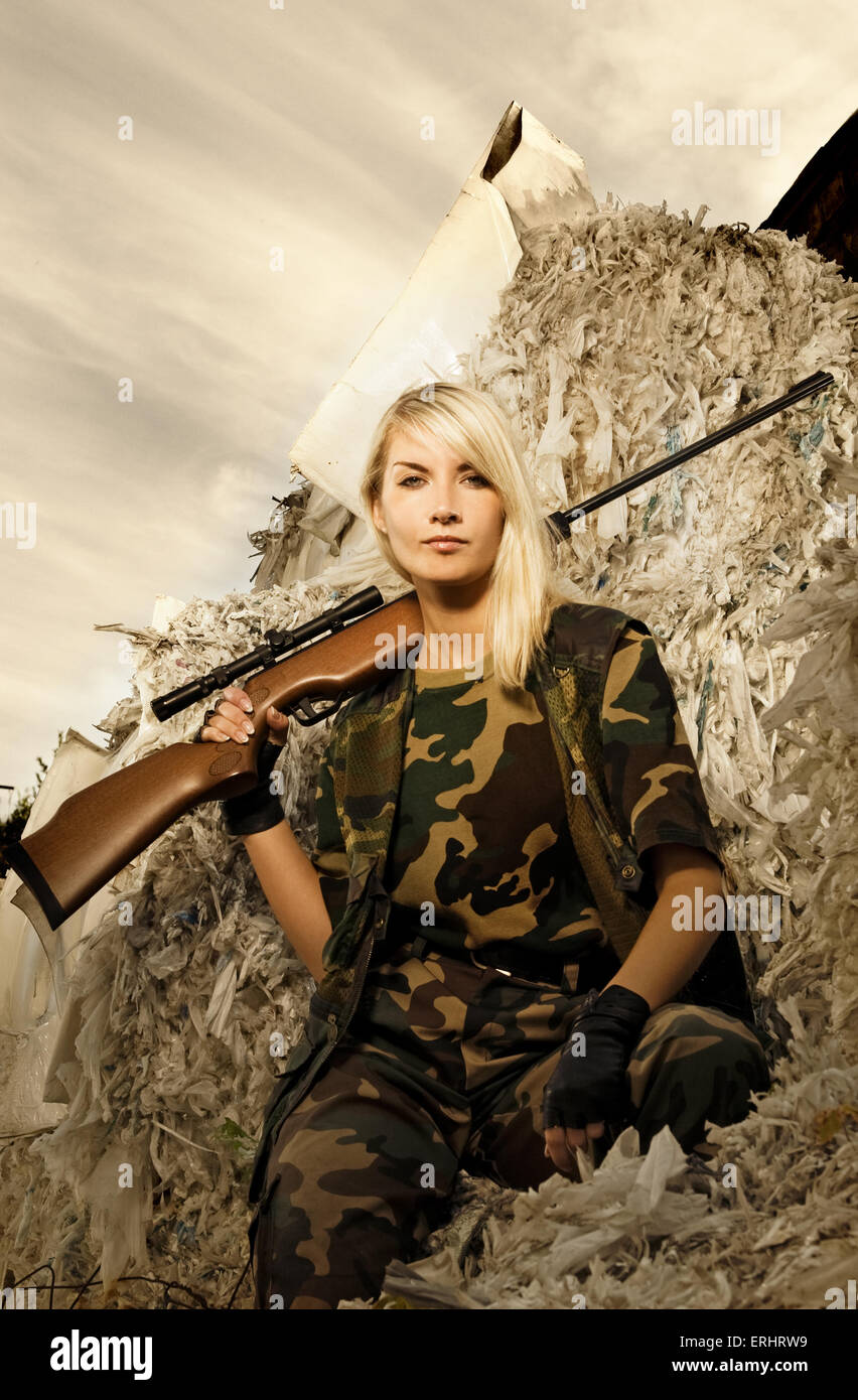 Beautiful woman soldier sniper rifle hi-res stock photography and images - Alamy