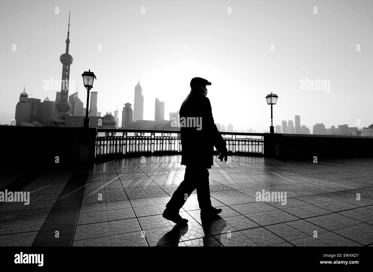 Shanghai river china Black and White Stock Photos & Images - Alamy