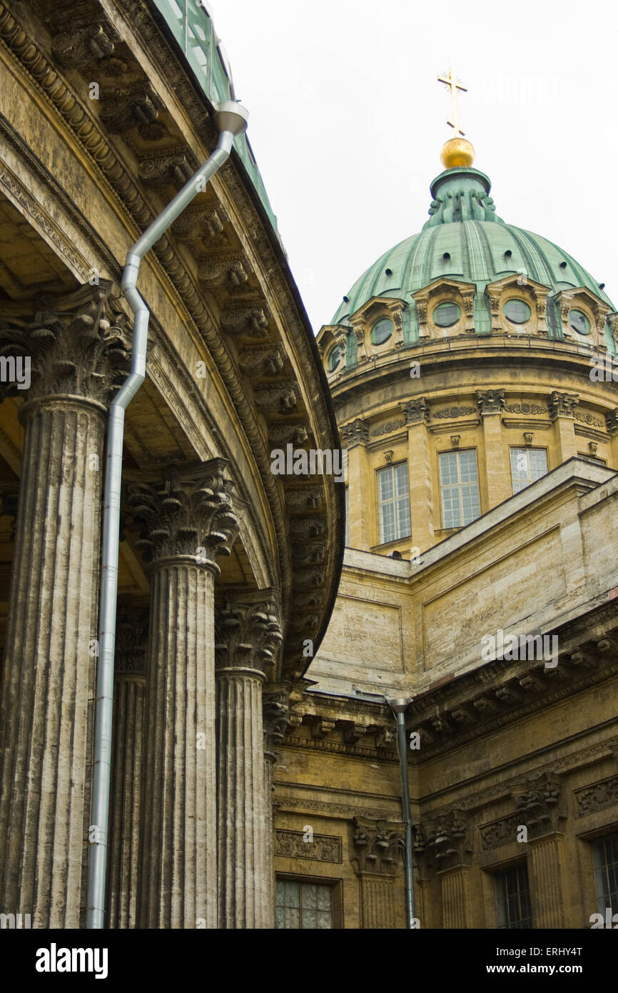 Colonnade of the Kazan Cathedral in St. Petersburg Stock Photo - Alamy