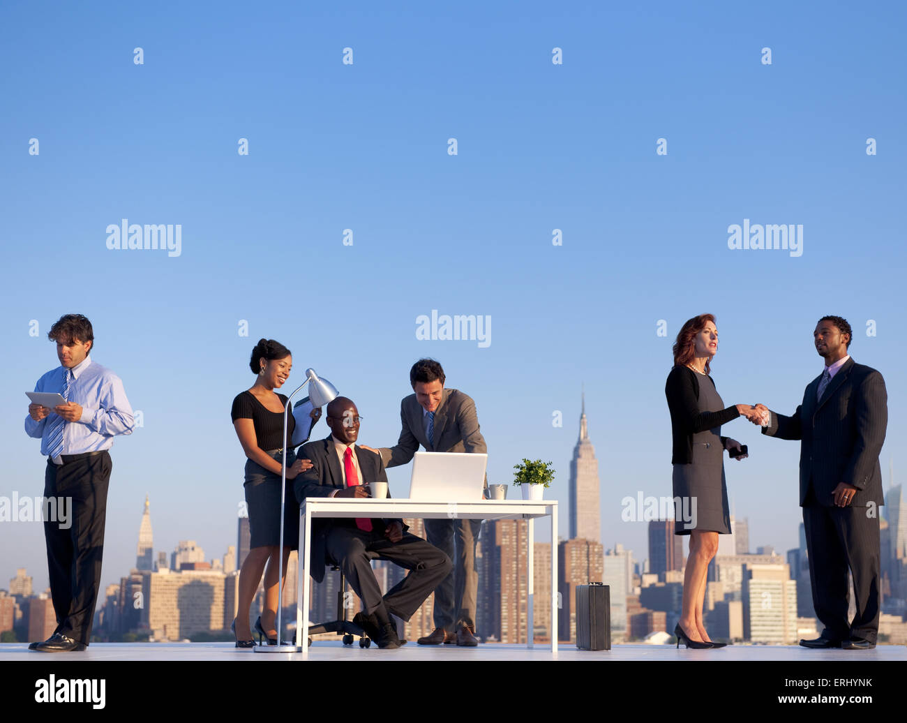 Outdoor business meeting in New York city Stock Photo - Alamy