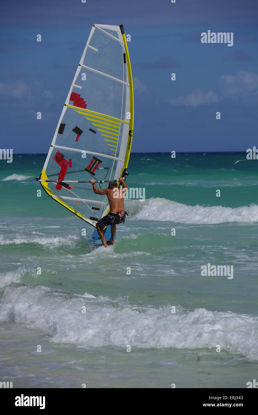 Windsurf windsurfer hi-res stock photography and images - Alamy