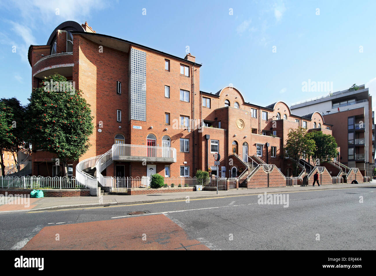 Residential building in the center of Dublin Stock Photo - Alamy