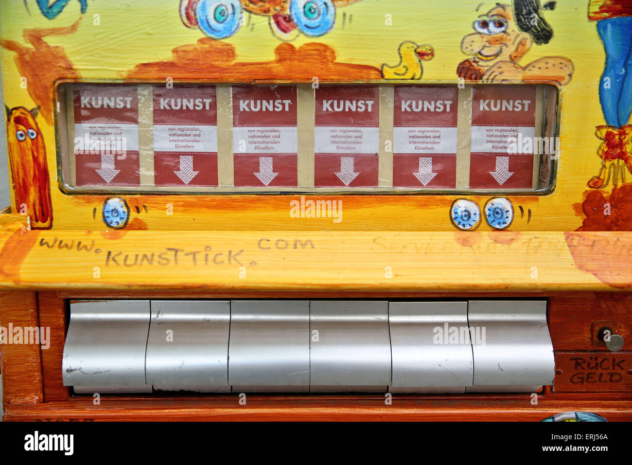 Art automat hi-res stock photography and images - Alamy