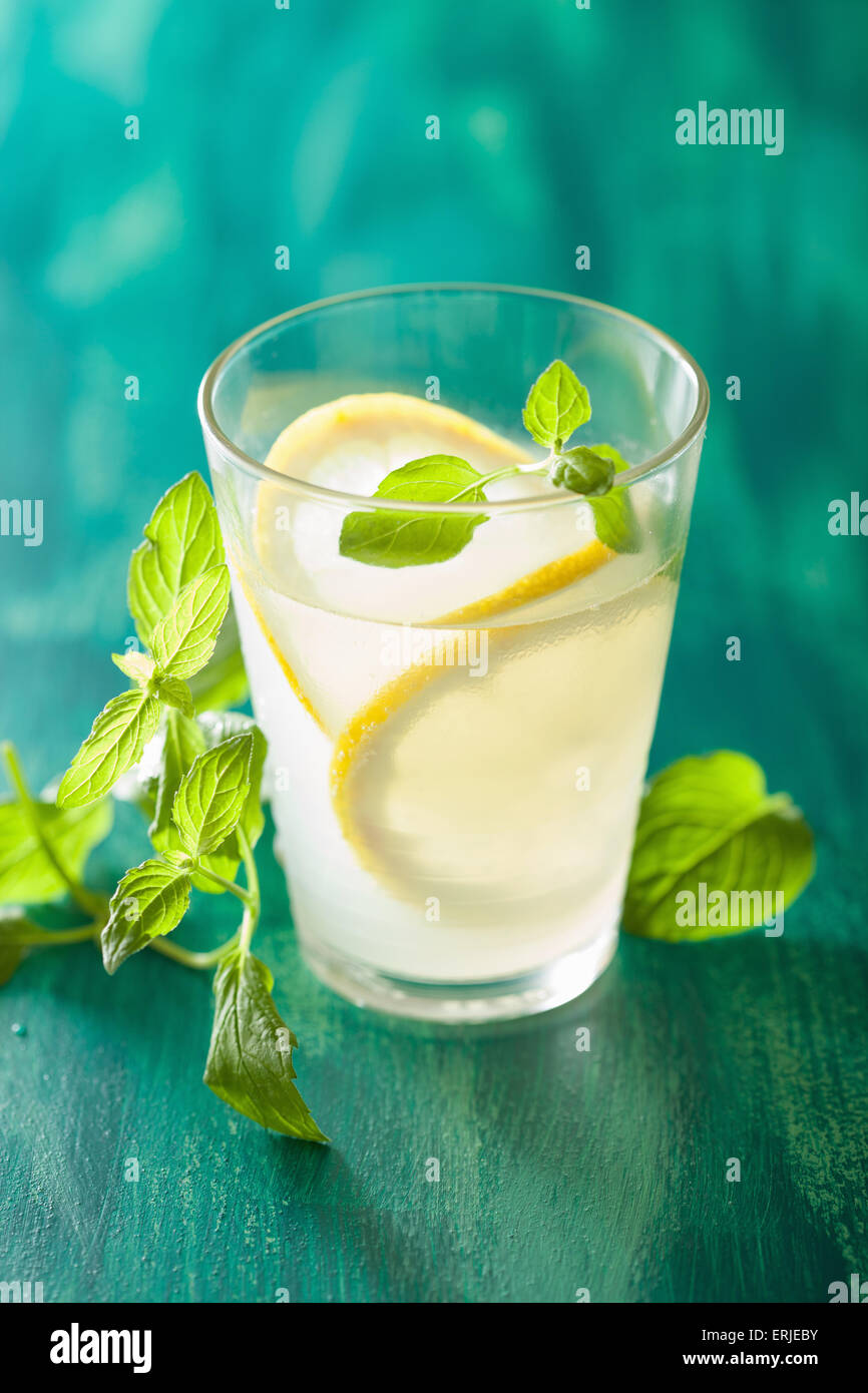Lemonade hi-res stock photography and images - Alamy