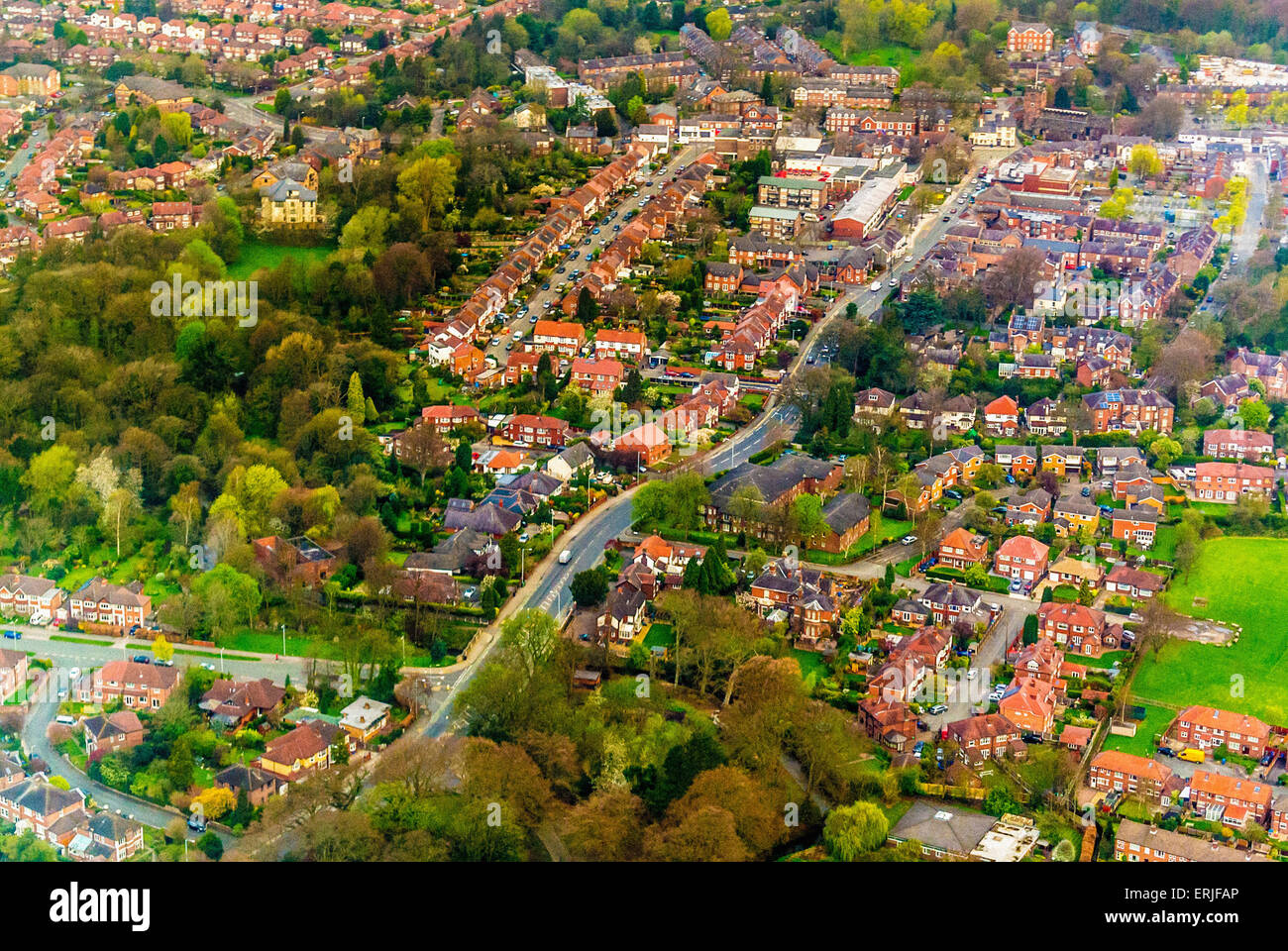 Suburban residential house green hi-res stock photography and images ...