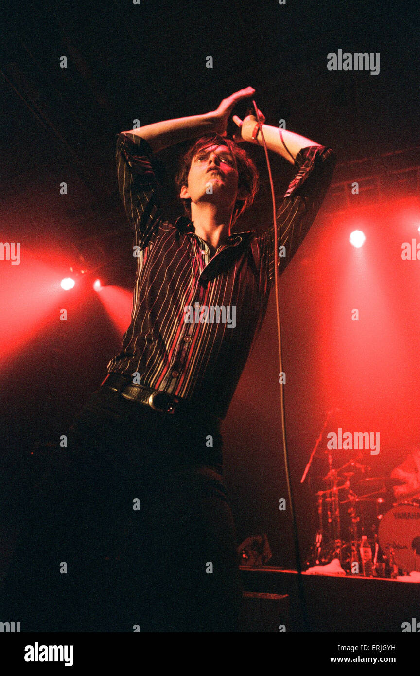 Pulp play the Clickimin Centre, Shetland, 13th August 1996. Lead Singer ...