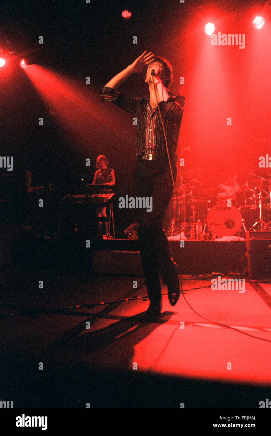 Pulp play the Clickimin Centre, Shetland, 13th August 1996. Lead Singer ...