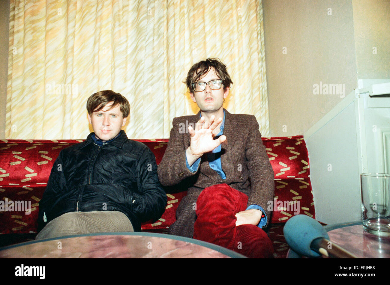 Pulp play the Clickimin Centre, Shetland, 13th August 1996. Lead Singer ...