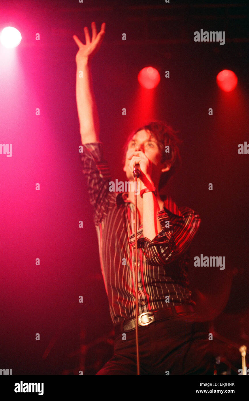 Pulp play the Clickimin Centre, Shetland, 13th August 1996. Lead Singer ...