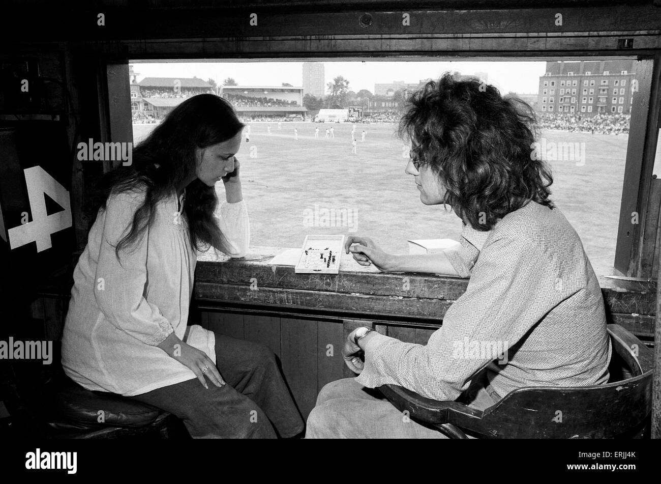 Seated australian Black and White Stock Photos & Images - Alamy