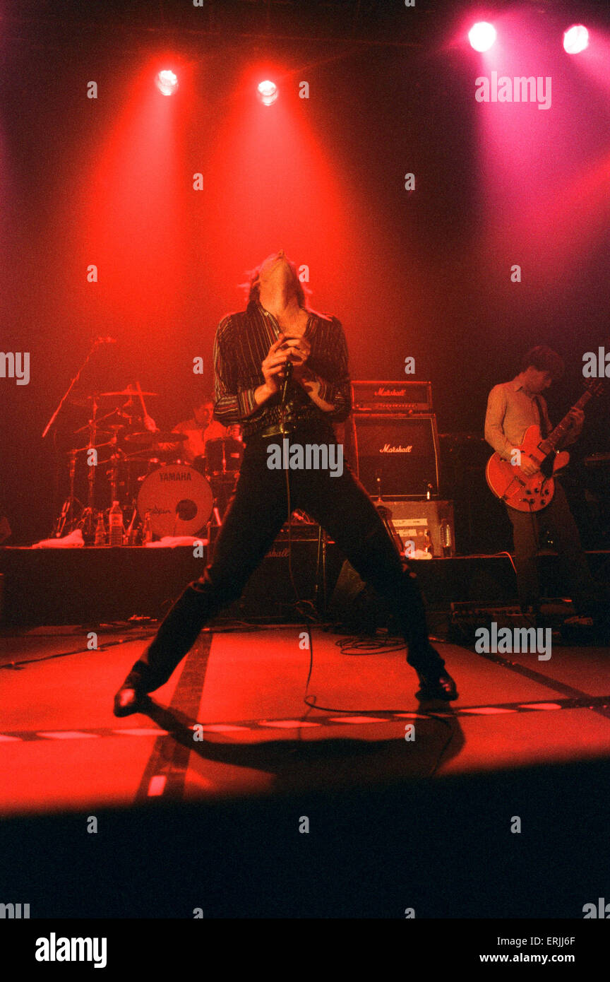 Pulp play the Clickimin Centre, Shetland, 13th August 1996. Lead Singer ...