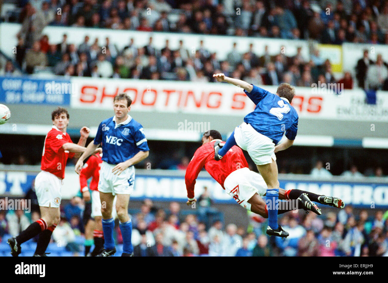 Alan harper everton hi-res stock photography and images - Alamy
