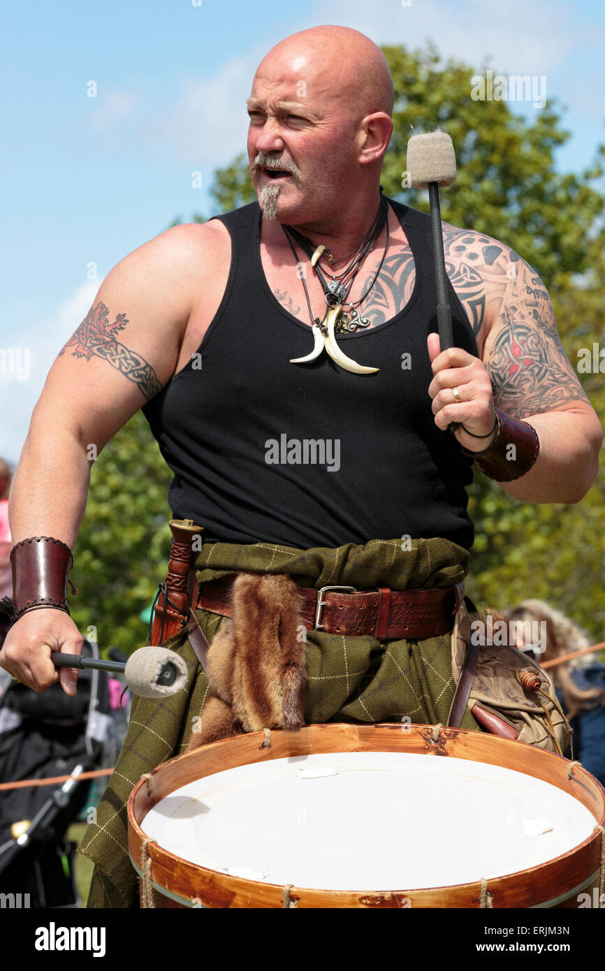 Scottish drummer hi-res stock photography and images - Alamy