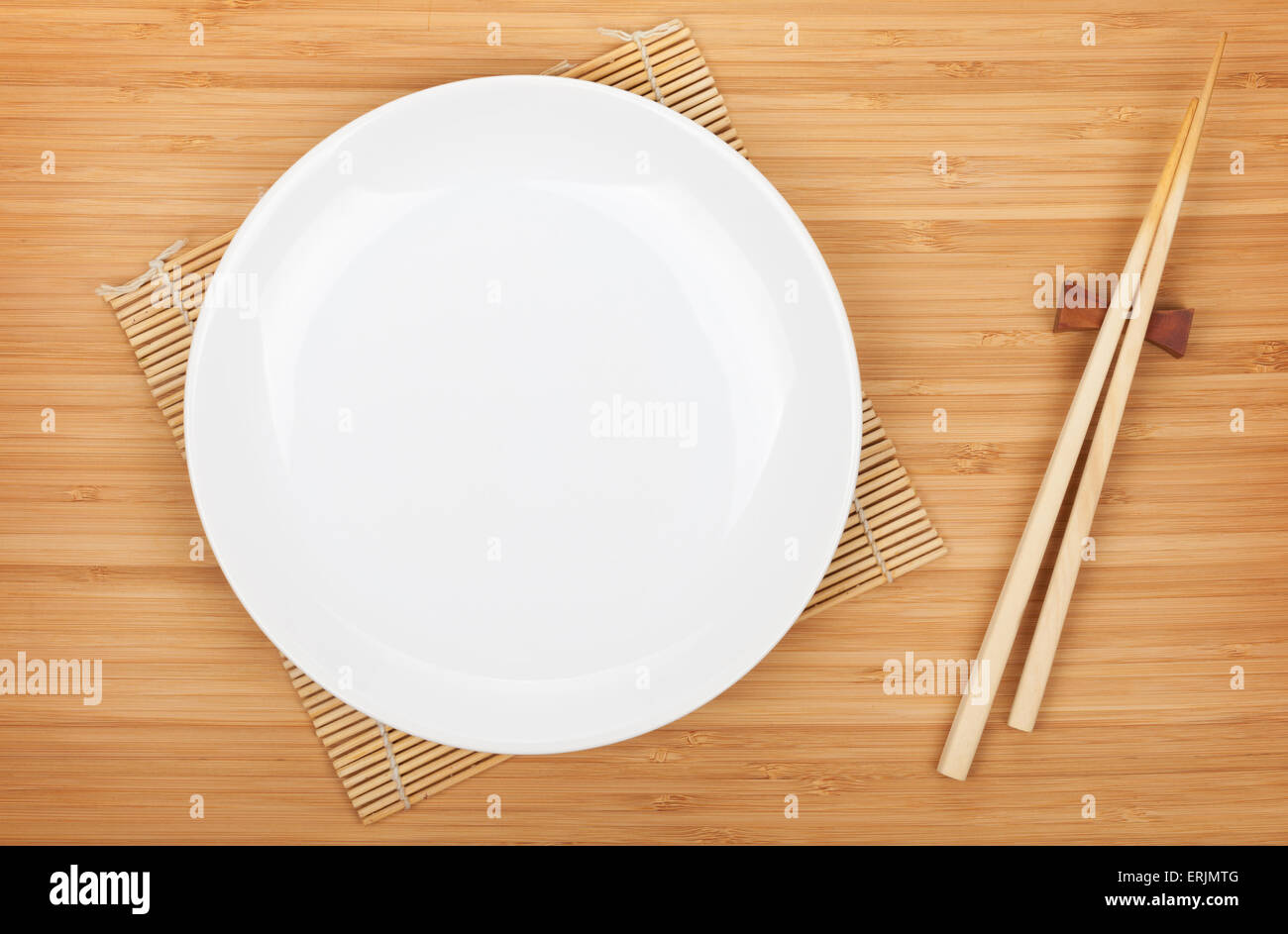 Empty wooden plate sushi hi-res stock photography and images - Alamy