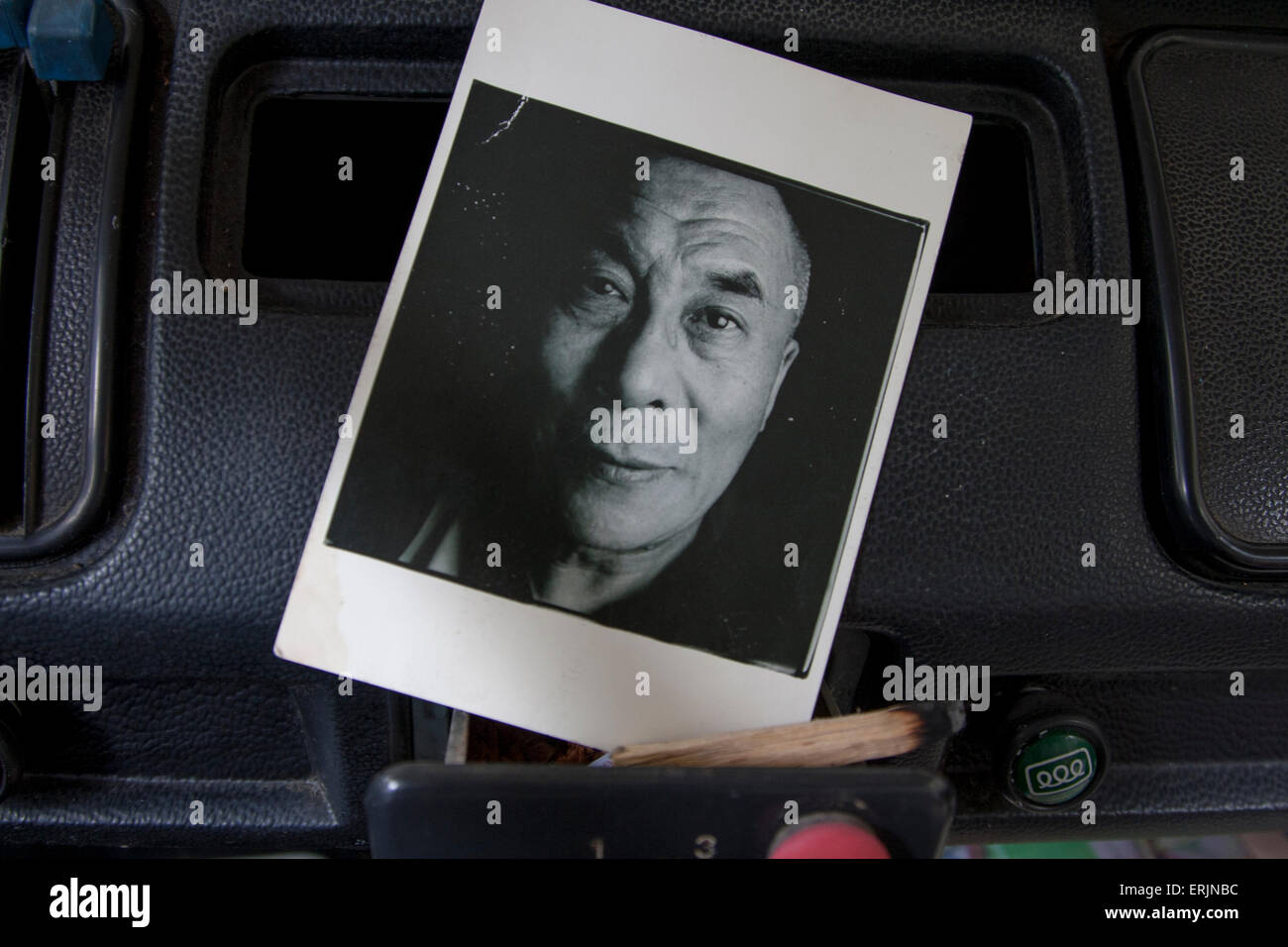 Dashboard of a 1971 vintage VW bus Stock Photo - Alamy